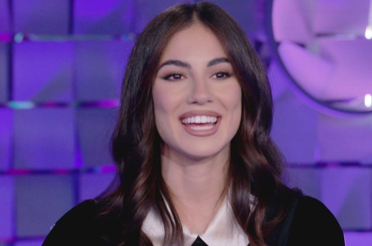 Giulia De Lellis è incinta? L’indiscrezione e le foto sui social